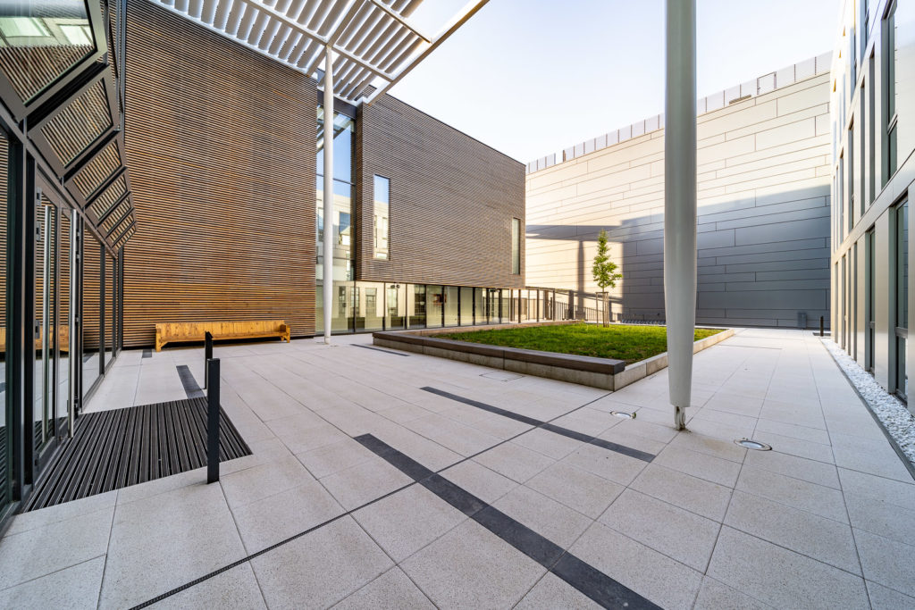 Location & Architecture | ELI Beamlines – Dolní Břežany